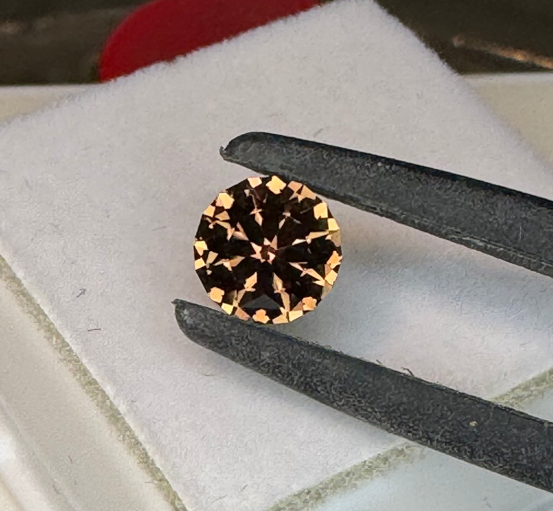 Garnet color change (Kenya) – Dan Lynch Gems