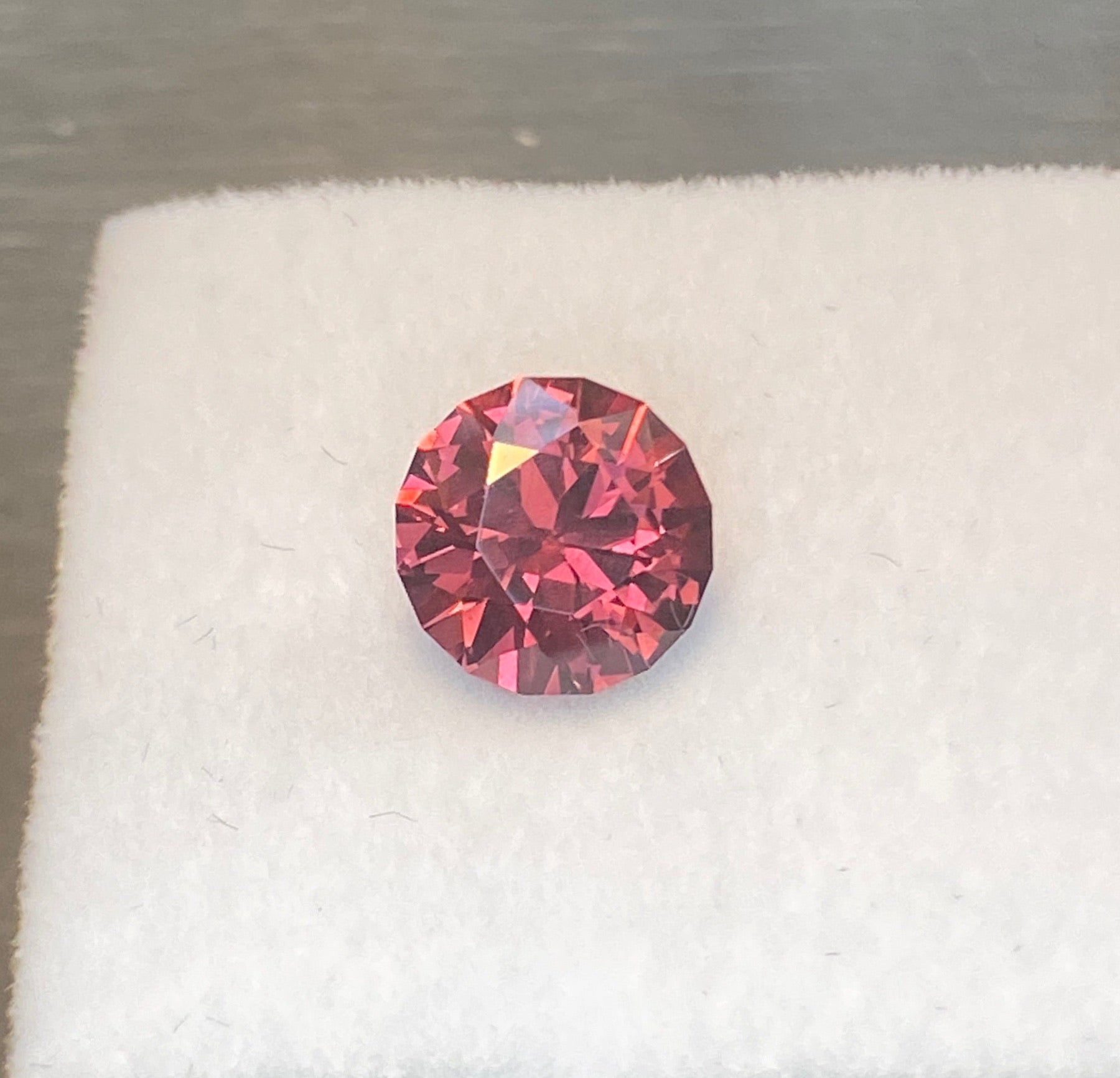 Garnet 2.50 cts (Mahenge) – Dan Lynch Gems
